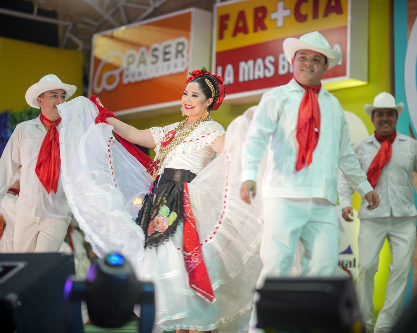 COMIENZA LA FIESTA DE LOS CACHANILLAS | únicoBC revista de Baja California