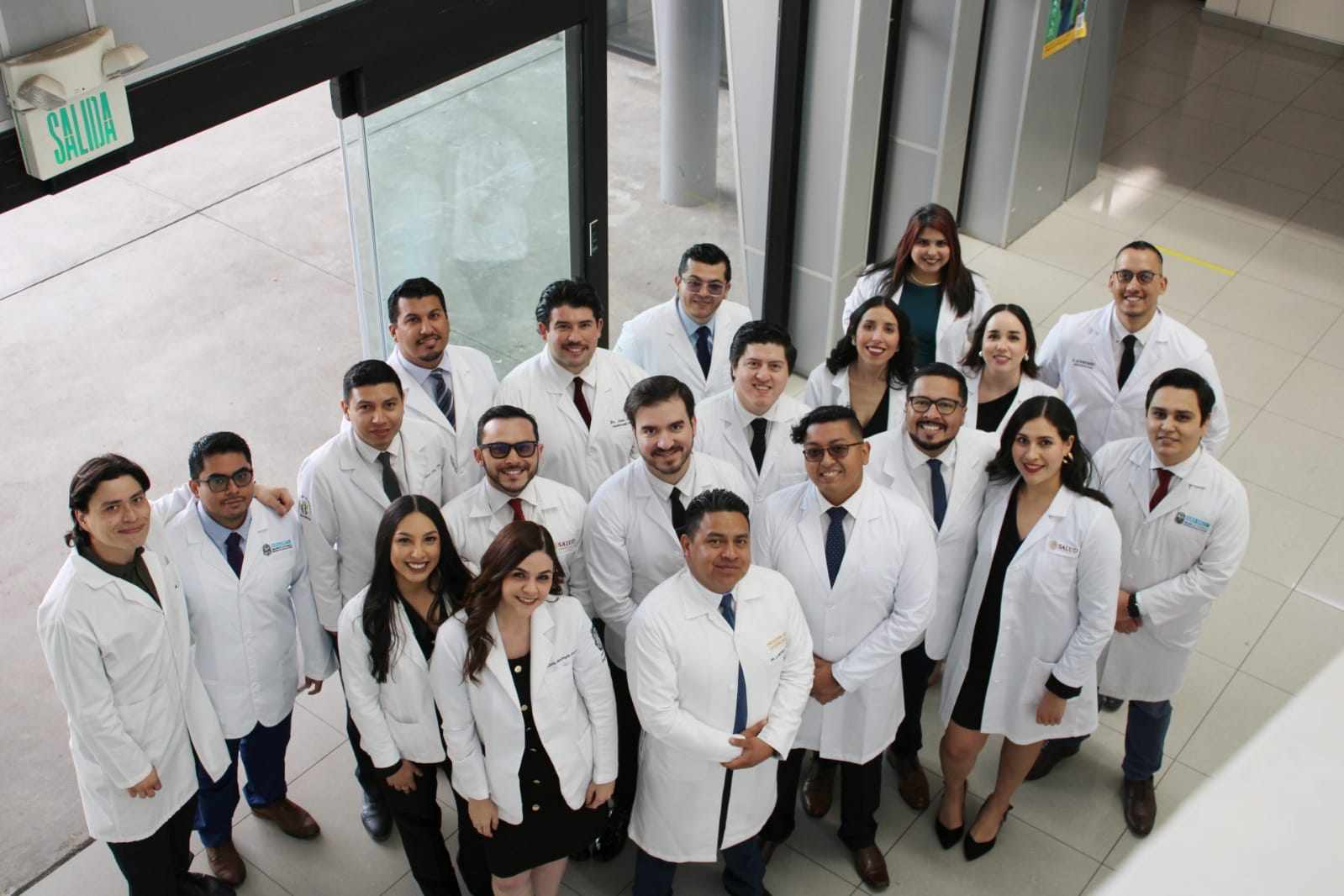 ESPECIALISTAS A TRAVÉS DE LAS RESIDENCIAS MÉDICAS DEL HOSPITAL GENERAL ...